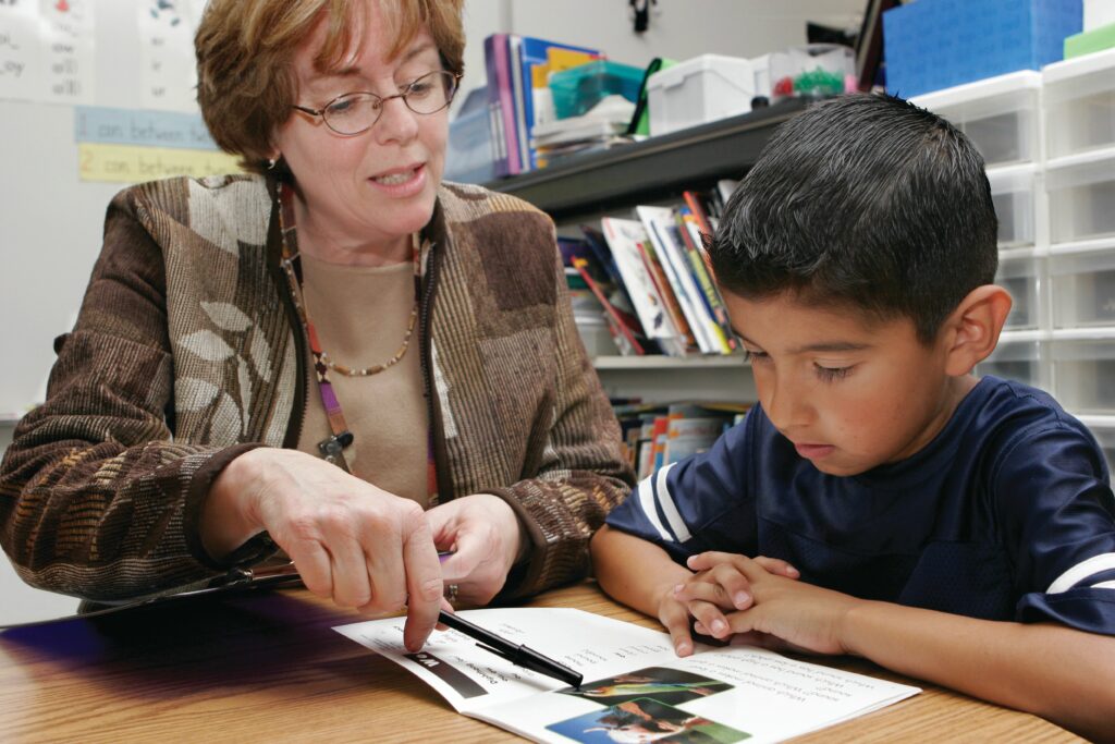 How to Implement a Walk to Read Model: A Leader’s Guide to Schoolwide ...